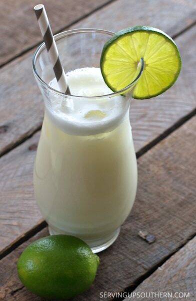 Homemade Lemonade Recipe | Serving Up Southern